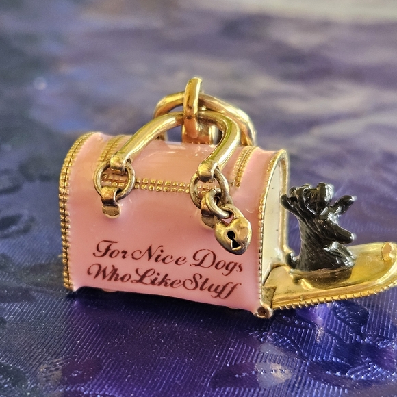 Juicy Couture | Jewelry | Juicy Couture Unfixed Dog Puppy Carrier Charm ...